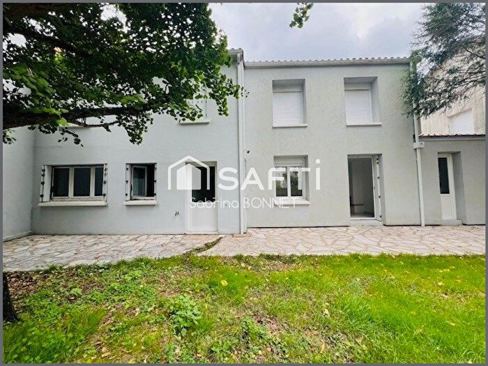 Maison à vendre - La Roche-sur-Yon, Vallée Verte, Liberté - 10 pièces - 4 chambres