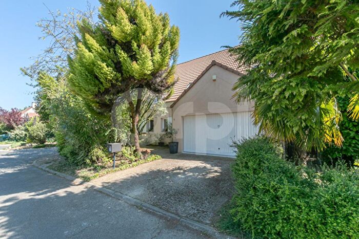 Maison à vendre - Chennevières-sur-Marne, La Maillarde - 5 pièces - 4 chambres