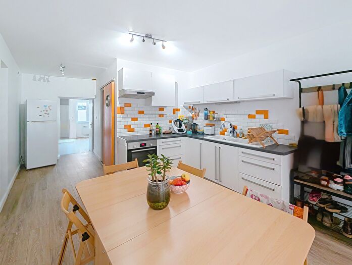 Maison 8 pièces à vendre à Bessenay