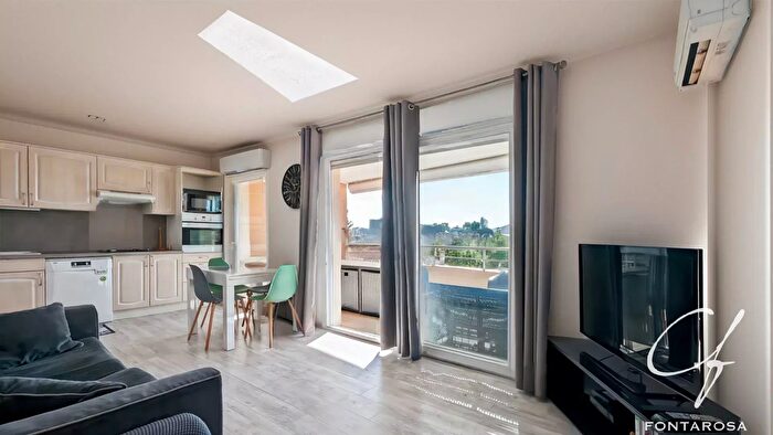 Appartement à vendre - Fréjus, Fréjus Plage - 2 pièces - 1 chambre