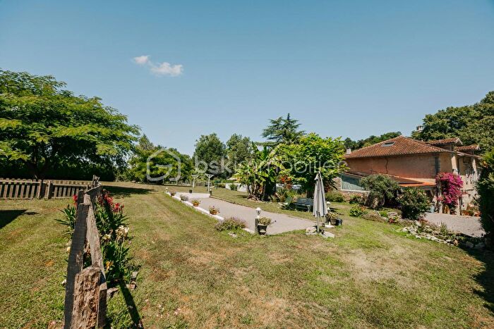 Maison à vendre - Bidache - 9 pièces - 6 chambres