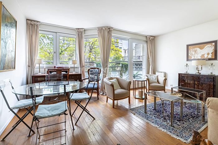 Appartement à vendre - Paris e , Vaugirard, Parc des Expositions - 2 pièces - 1 chambre