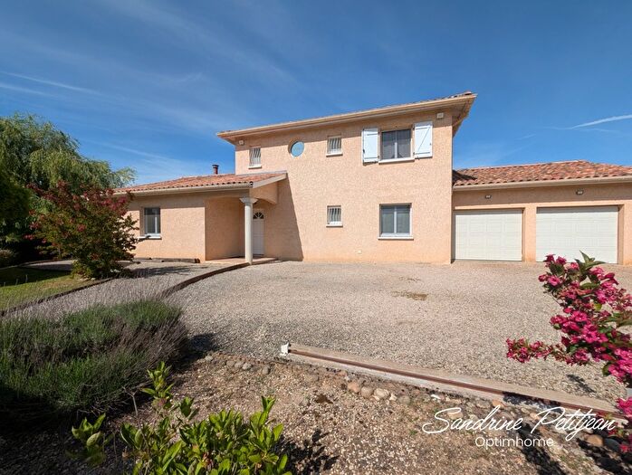 Sainte-Olive : Maison 5 pièces à vendre