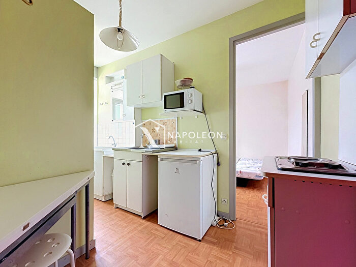 Appartement 1 pièce à vendre à Loos, Centre-ville