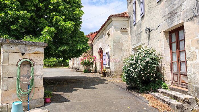 Maison 5 pièces à vendre à Cercles