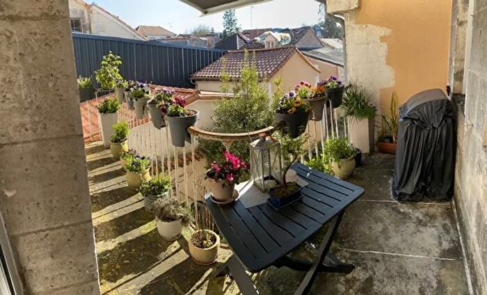 Maison à vendre - Ribérac - 9 pièces - 2 chambres