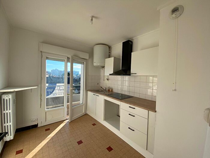 Appartement à louer - Valence, Grand Charran - 1 pièce