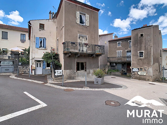 Maison 5 pièces à Saint-Sandoux, à vendre