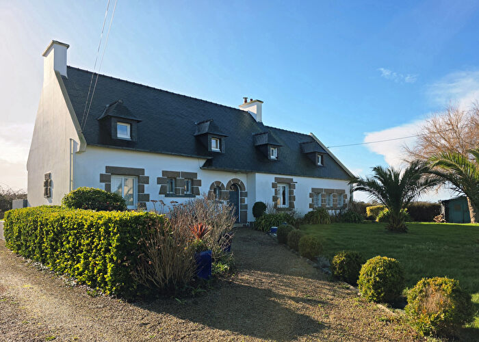 Maison à vendre - Santec - 7 pièces - 4 chambres