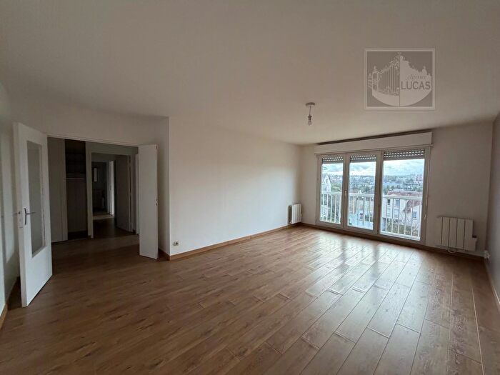 Appartement à louer - Massy, Centre-ville - 3 pièces - 2 chambres