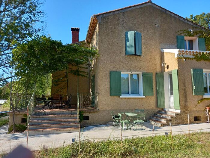 Maison à vendre - Malaucène - 8 pièces - 7 chambres