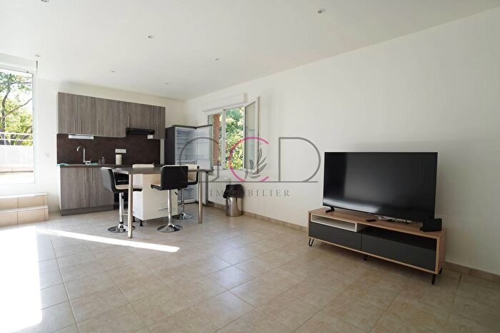 Ventabren : Appartement 2 pièces à louer
