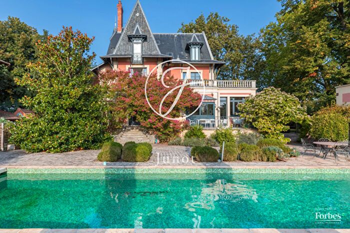 Maison 10 pièces à vendre à Rueil-Malmaison, Martinets