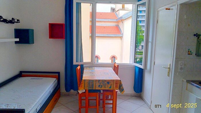 Appartement 1 pièce à louer - Championnet-Caserne de Bonne, Grenoble