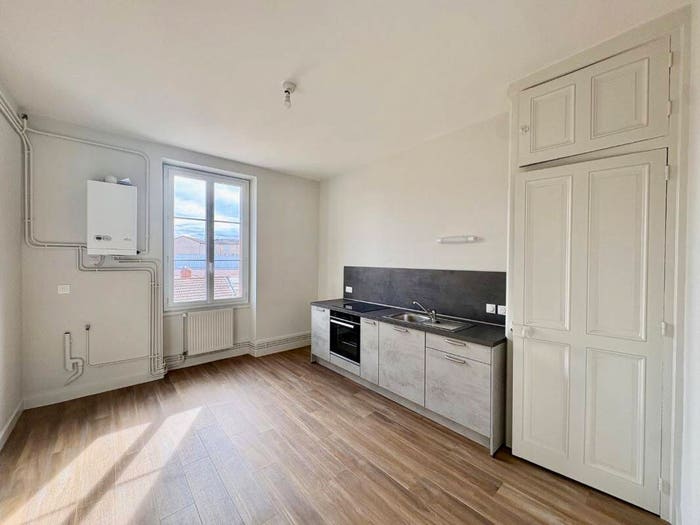 Clermont-Est, Roanne : Appartement 2 pièces à louer