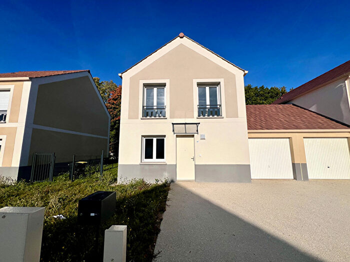 Maison à vendre - Ballancourt-sur-Essonne - 4 pièces - 3 chambres
