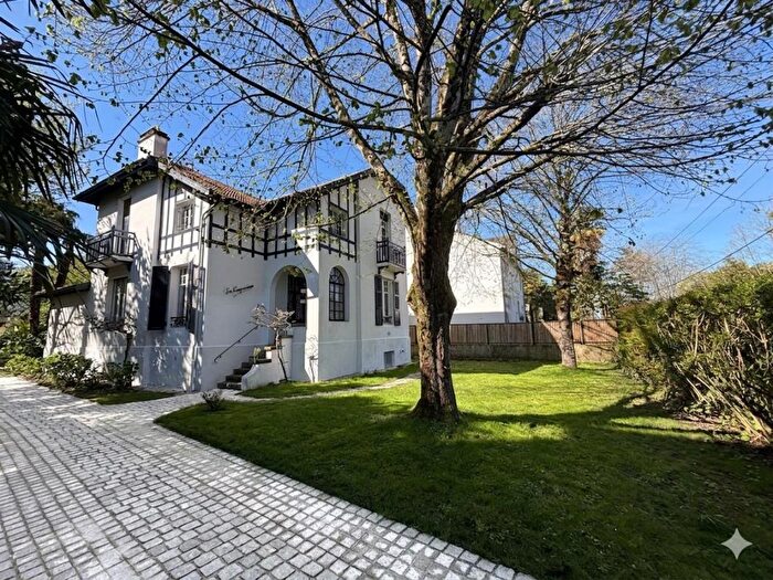 Maison à vendre - Pau, Pau Nord - 7 pièces - 5 chambres