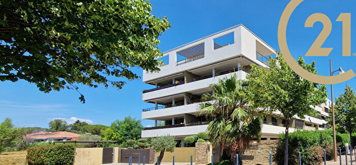 Appartement à vendre - Fréjus - 2 pièces - 1 chambre