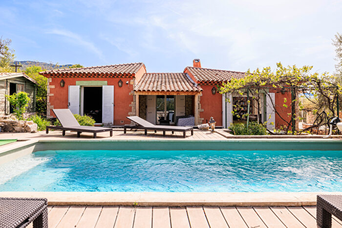 Maison à vendre - Saint-Vallier-de-Thiey - 5 pièces - 3 chambres