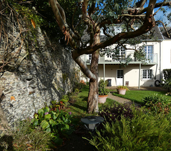 Maison à vendre - Morlaix, Porte de Plaisance, Gare - 8 pièces - 5 chambres