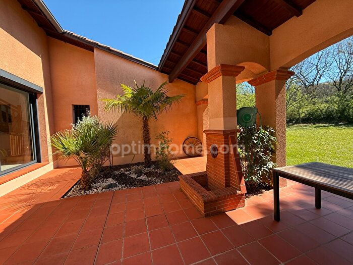 Maison à vendre - Montaigut-sur-Save - 8 pièces - 5 chambres
