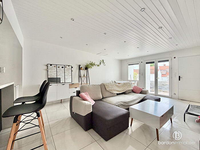 Maison 2 pièces à vendre à Saint-Étienne-de-Mer-Morte