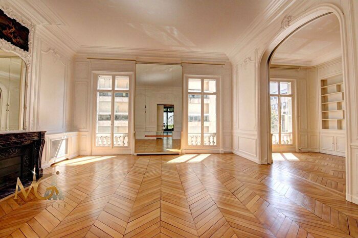 Paris 7ème arrondissement - Appartement 4 pièces à louer