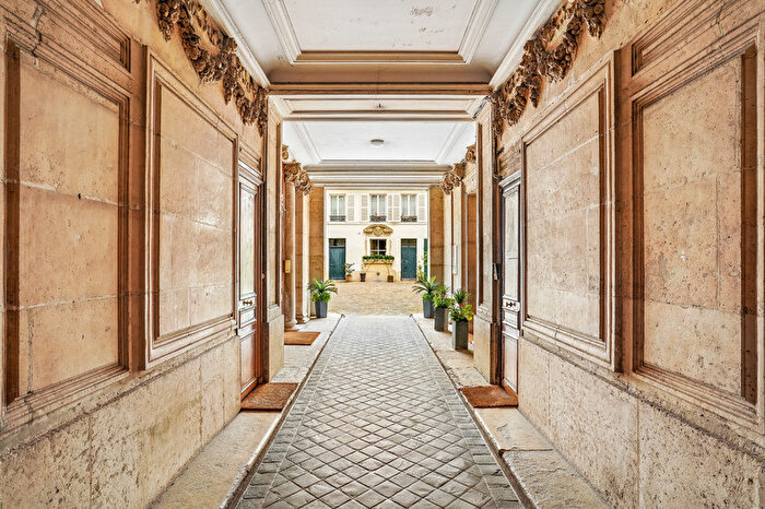 Appartement à vendre - Paris e , Saint-Thomas dAquin, Bac, Musée dOrsay - 4 pièces - 2 chambres