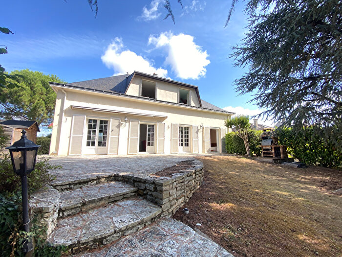 Chouzé-sur-Loire : Maison 8 pièces à vendre