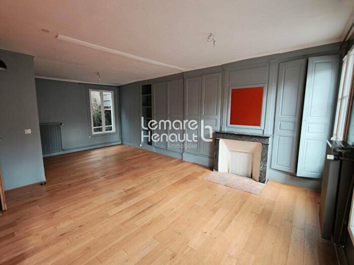 Appartement 2 pièces à Centre Ville, Dreux, à louer