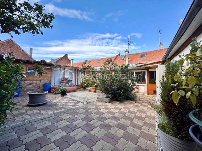 Maison 6 pièces à vendre à Estrées-Saint-Denis