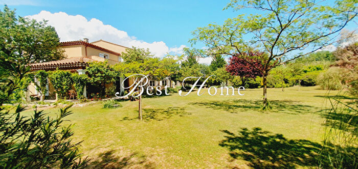 Maison à vendre - Saint-Chaptes - 8 pièces - 5 chambres