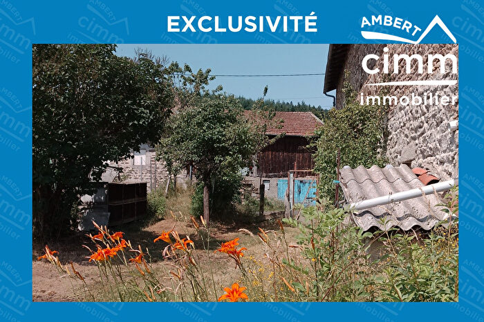 Maison à vendre - Saint-Amant-Roche-Savine - 8 pièces - 3 chambres