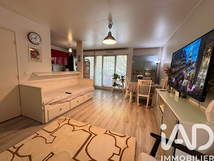 Appartement à vendre - Saint-Denis, Romain Rolland - 3 pièces - 2 chambres