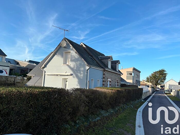 Maison à vendre - Agon-Coutainville - 7 pièces - 3 chambres