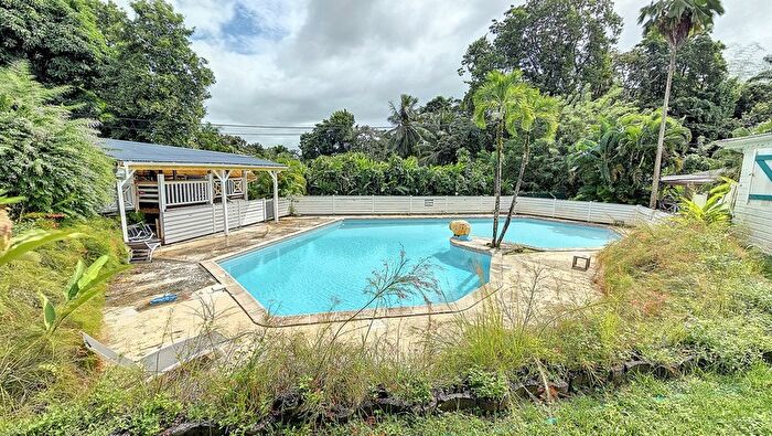 Maison à vendre - Petit-Bourg - 2 pièces - 2 chambres