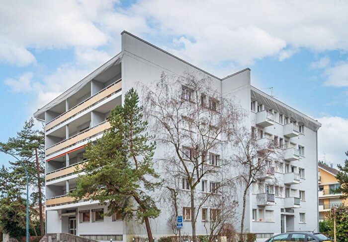 Appartement à louer - Albigny, Annecy - 2 pièces - 1 chambre