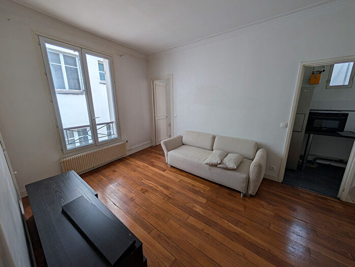 Paris 8ème, Elysée, Madeleine : Appartement 2 pièces à louer