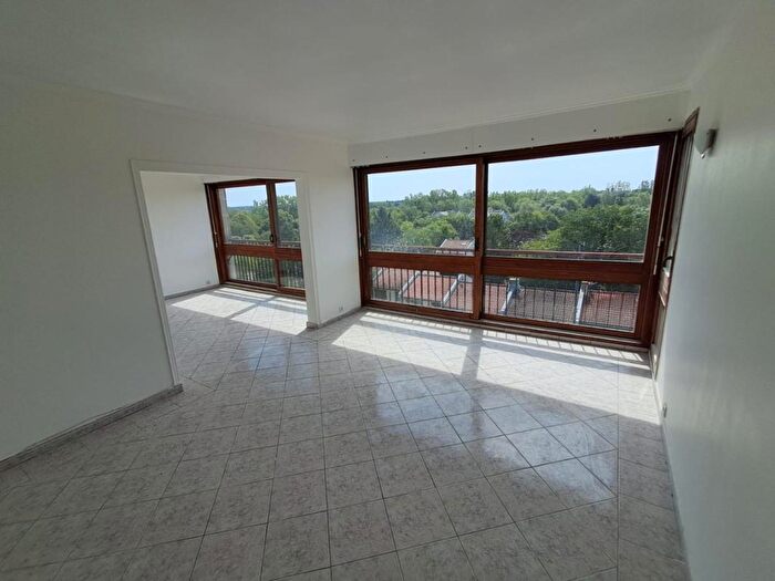 Ris-Orangis, La Aunette : Appartement 4 pièces à louer