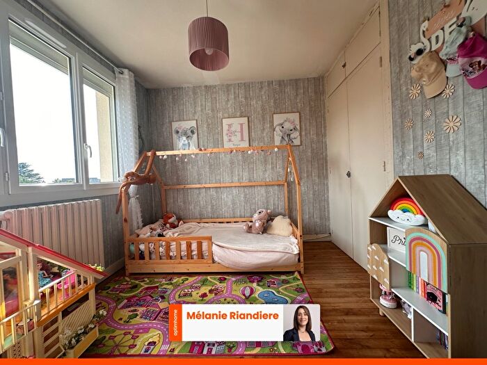 Maison à vendre - Auverse - 6 pièces - 4 chambres