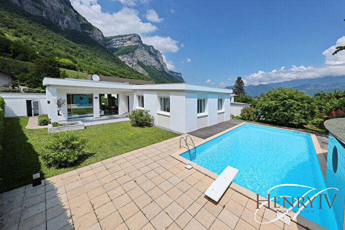 Maison à vendre - Crolles - 5 pièces - 3 chambres