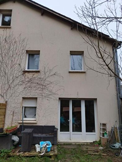 Appartement à vendre - Étrépagny - 4 pièces - 2 chambres