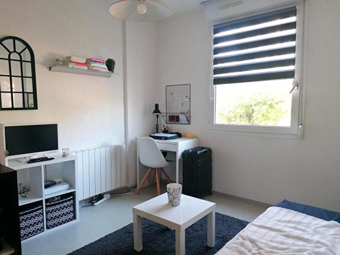 Dijon, Les Péjoces : Appartement 1 pièce à louer