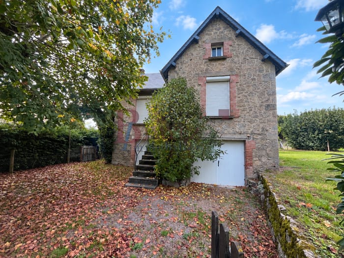Maison 2 pièces à Combressol, à louer