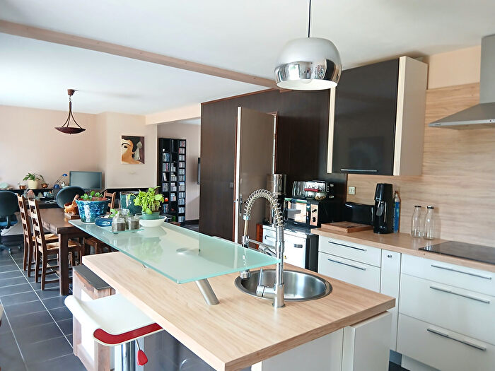 Maison à vendre - Domloup - 6 pièces - 4 chambres