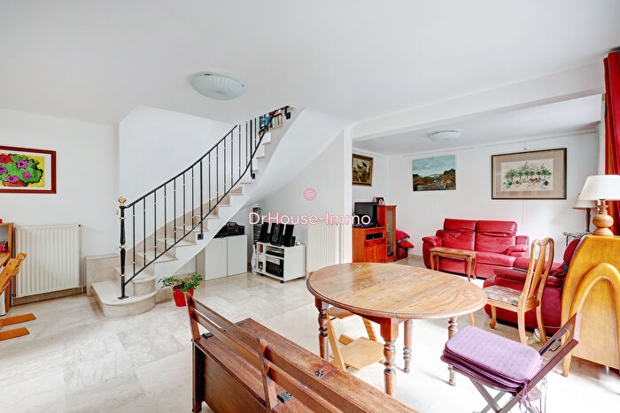 Maison 5 pièces à vendre à Les Lilas, Bruyères, Chassagnolle