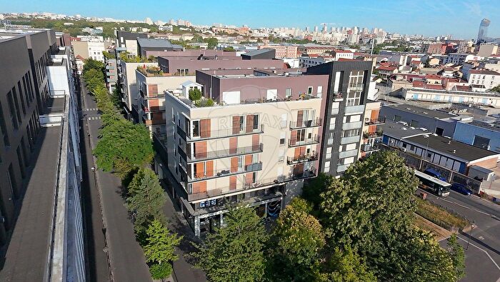 Vitry-sur-Seine, Port à l'Anglais, Zone d'activité : Appartement 4 pièces à vendre