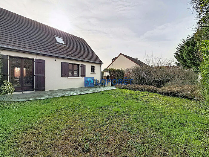 Maison à vendre - Saintry-sur-Seine - 6 pièces - 4 chambres