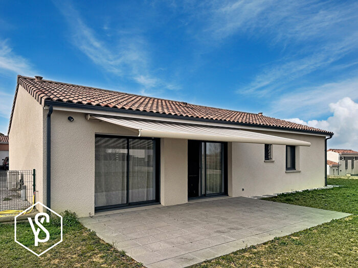 Maison à vendre - Bourg-Saint-Bernard - 4 pièces - 3 chambres