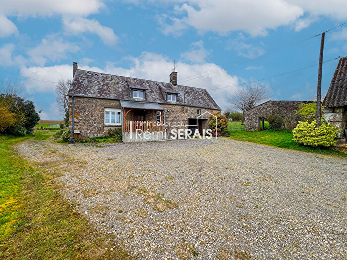 Lonlay-lAbbaye : Maison 5 pièces à vendre